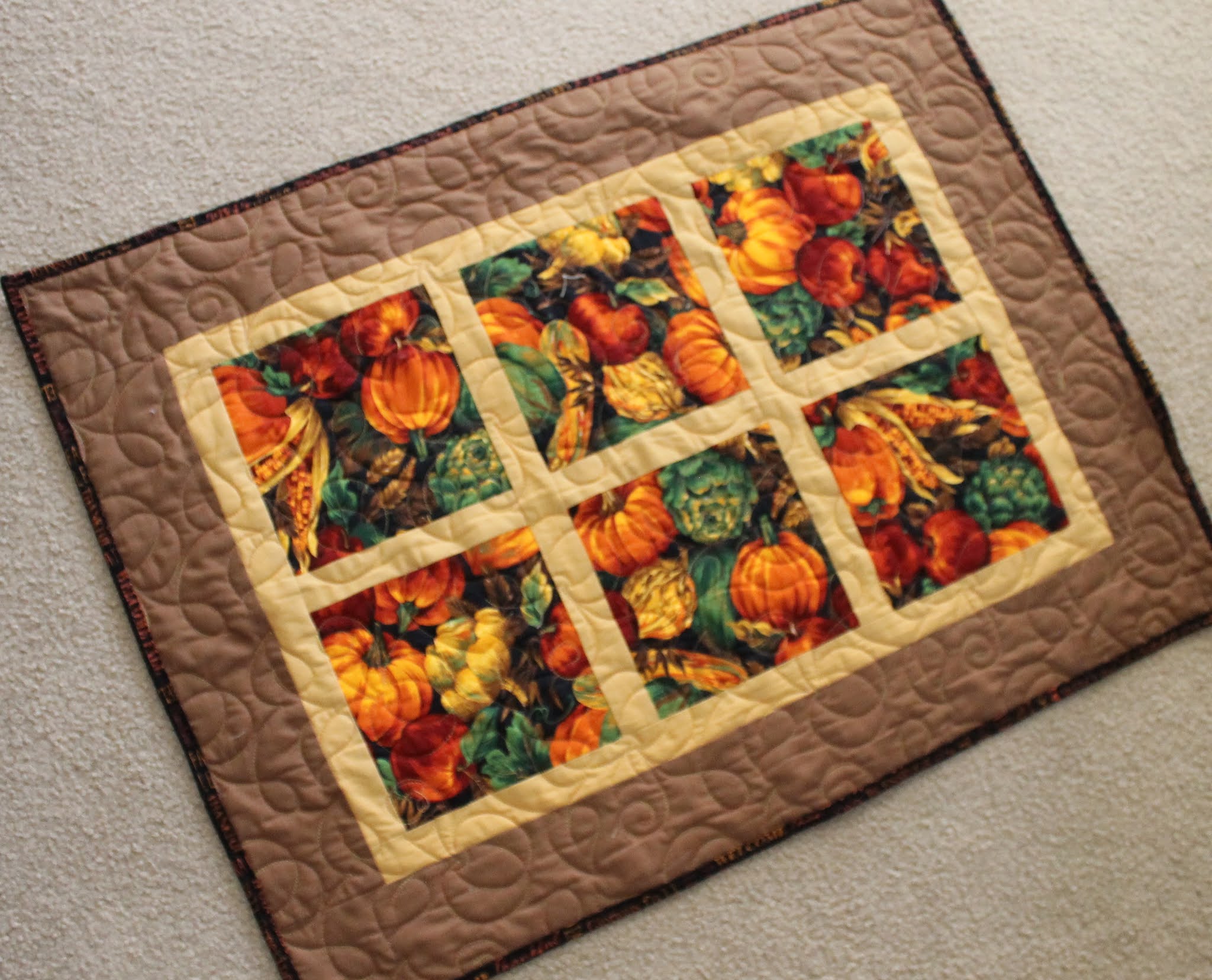 SunShine Sews...: Craft Fair Table Runners