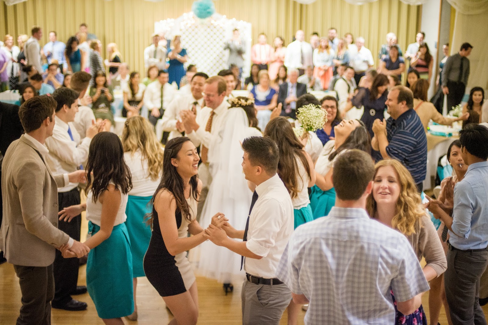 Transition From Being Engaged to Married Through Pictures | lvoe, kat.