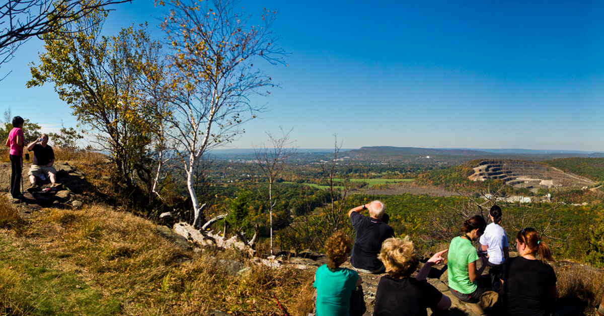 Connecticut Explorer: Hiking Mt Higby - Mattabesett Trail