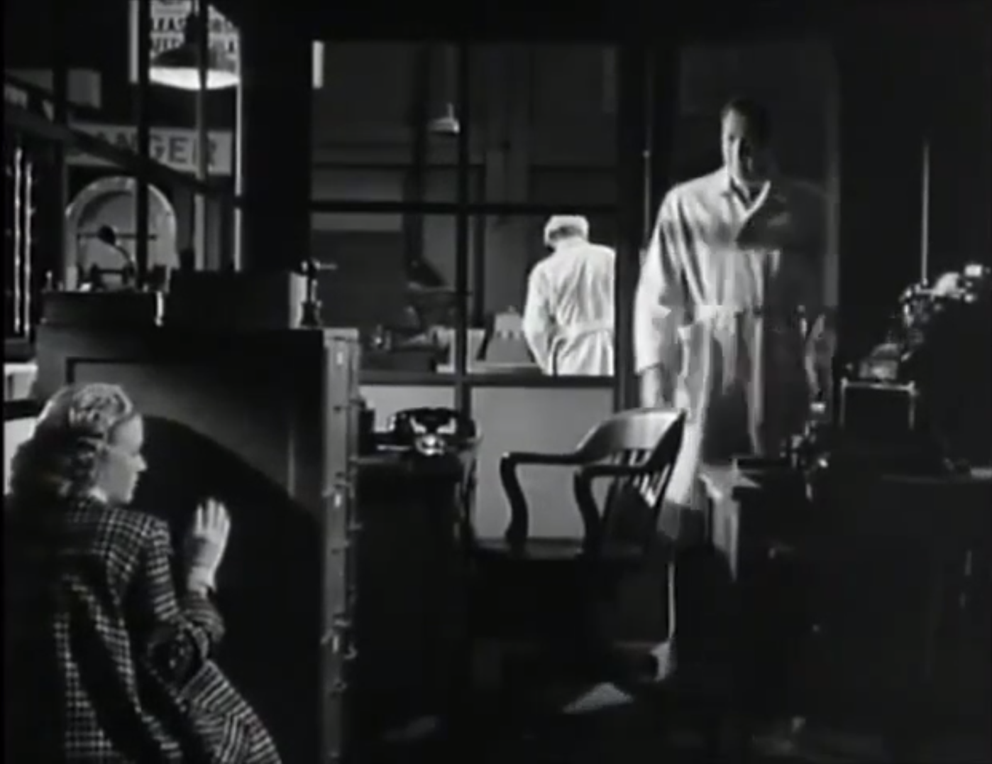 Noirsville - the film noir: Bodyguard (1948) The Clay Pigeon (1949 ...