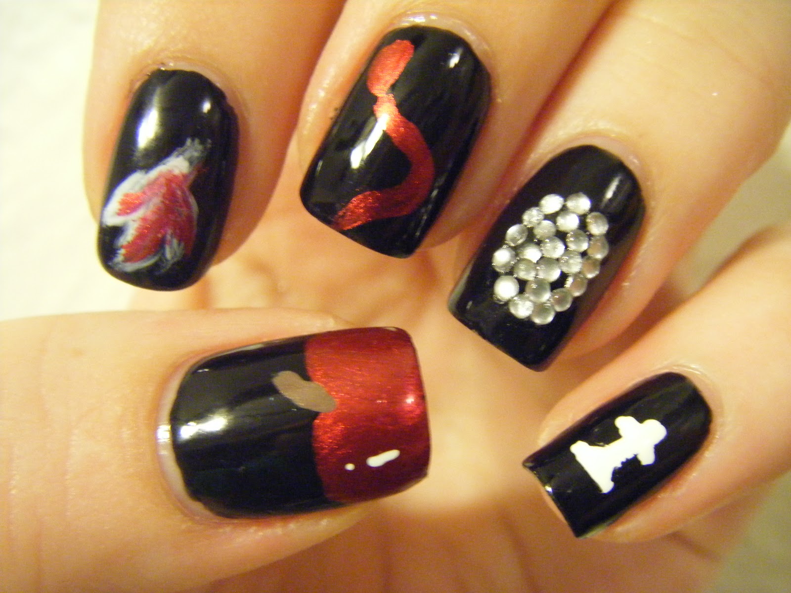 No Nekkid Nails: Twilight Saga Themed Mani