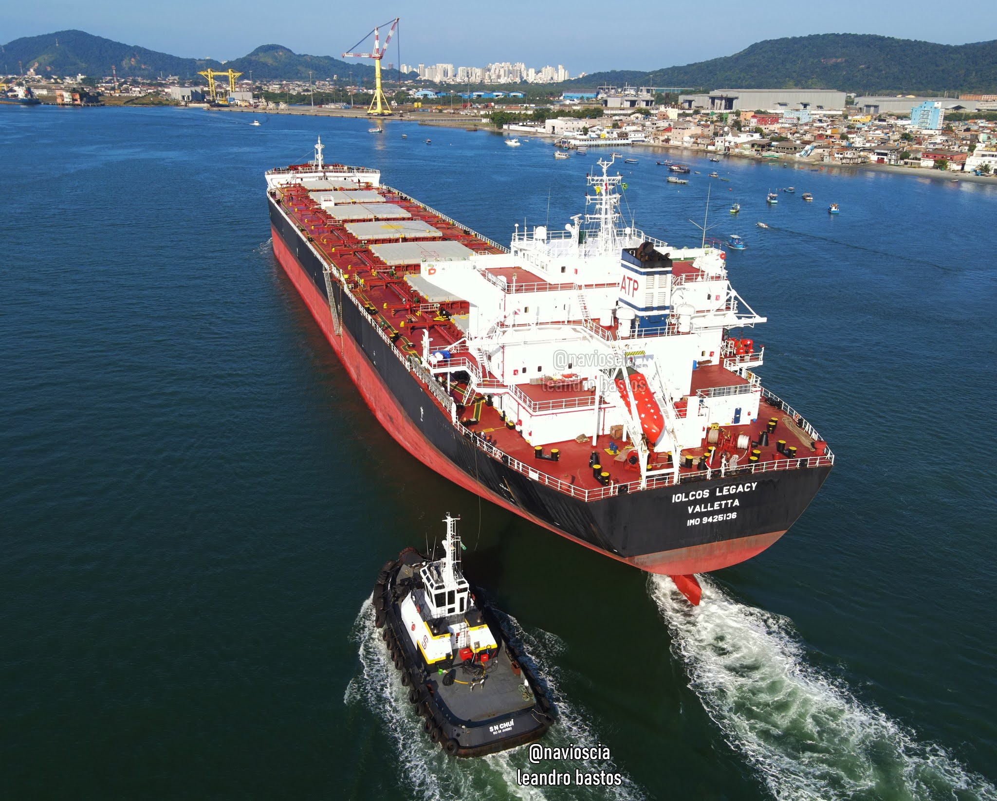 Navios de Santos & CIA: navio IOLCOS LEGACY