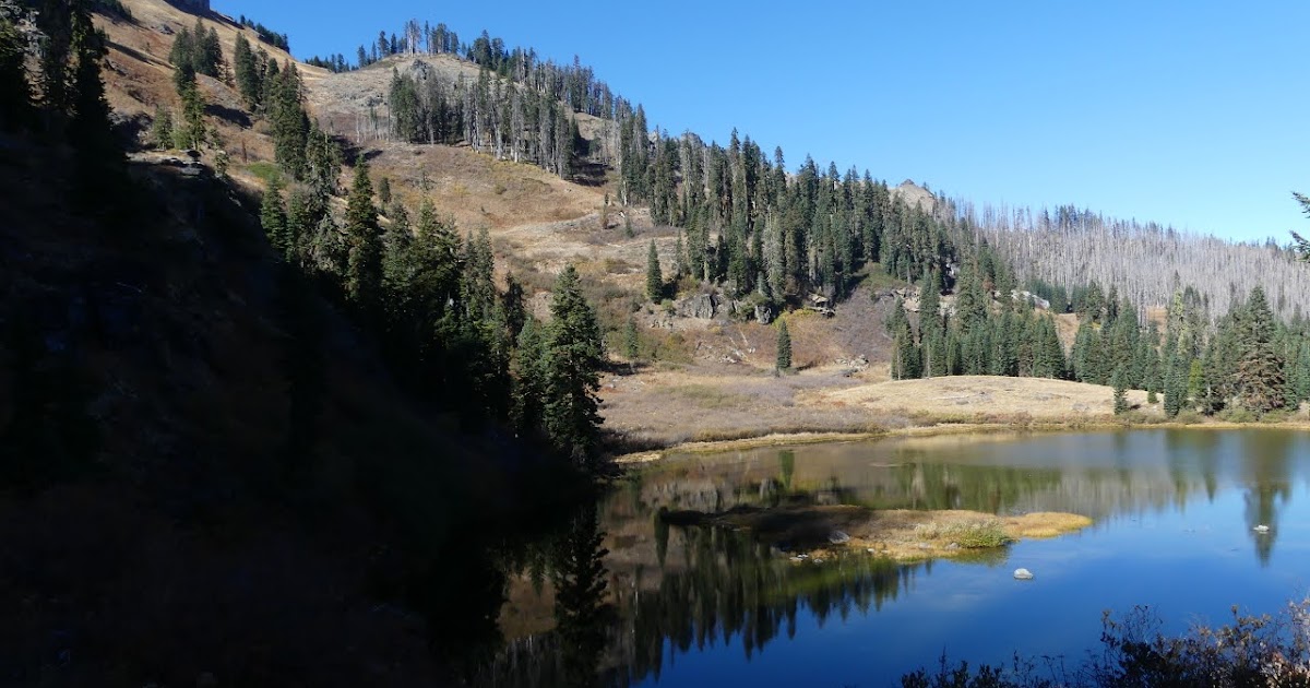 Marble Mountains: Paradise Lake and Kings Castle