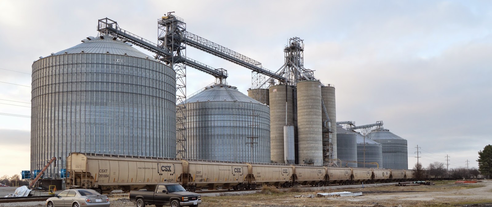 Towns and Nature: Olney, IL: CGB Grain Elevator, Rewritten