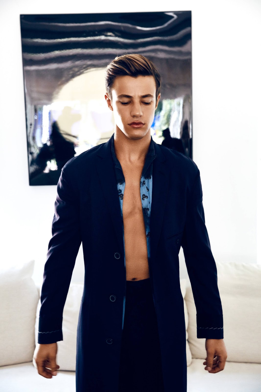 WE LOVE HOT GUYS: Cameron Dallas - shirtless in Flaunt Magazine
