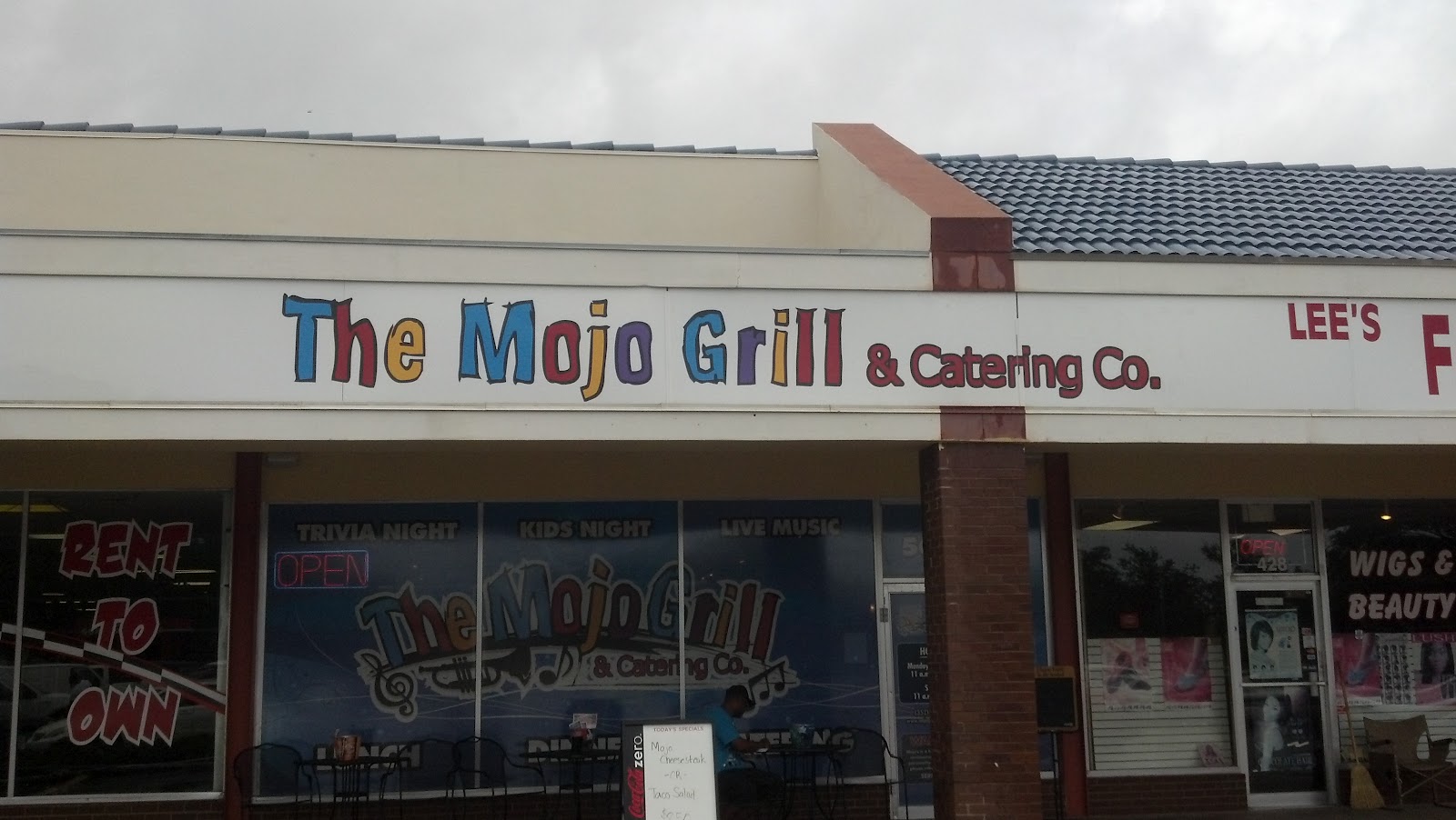 Adventures With The Renegade Reps: Mojo Grill, Fish Tacos, and Mojo IPA
