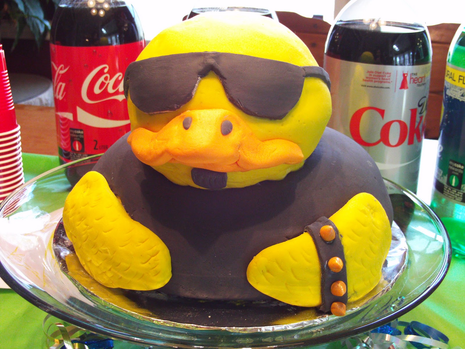 The Creative Cake Maker: Rockin Rubber Duck Cake