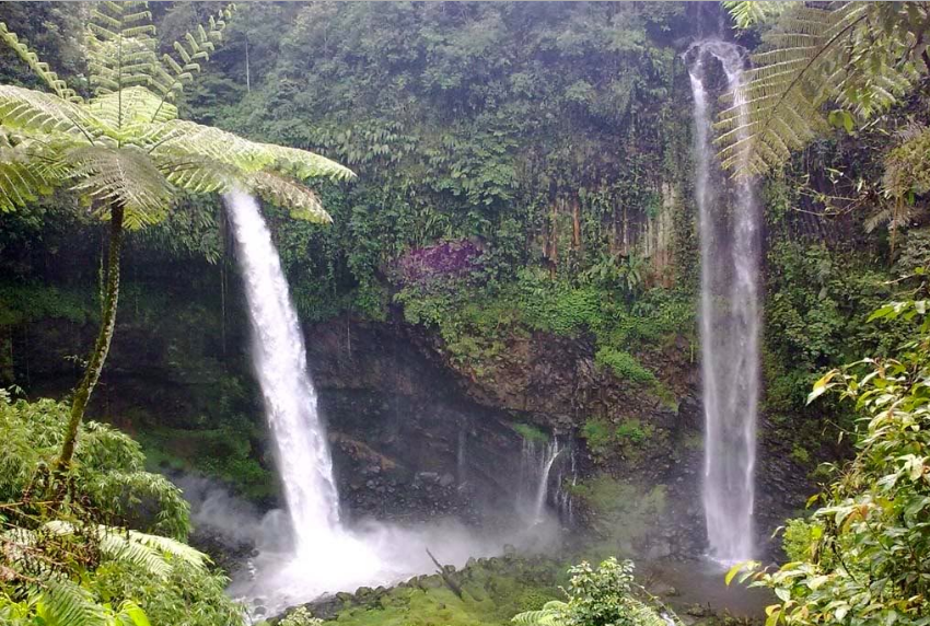 Objek Wisata Curug Ciparay Tasikmalaya