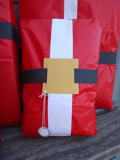 Cat 'n Cart Crafts: Gift Wrapping - Santa Suit