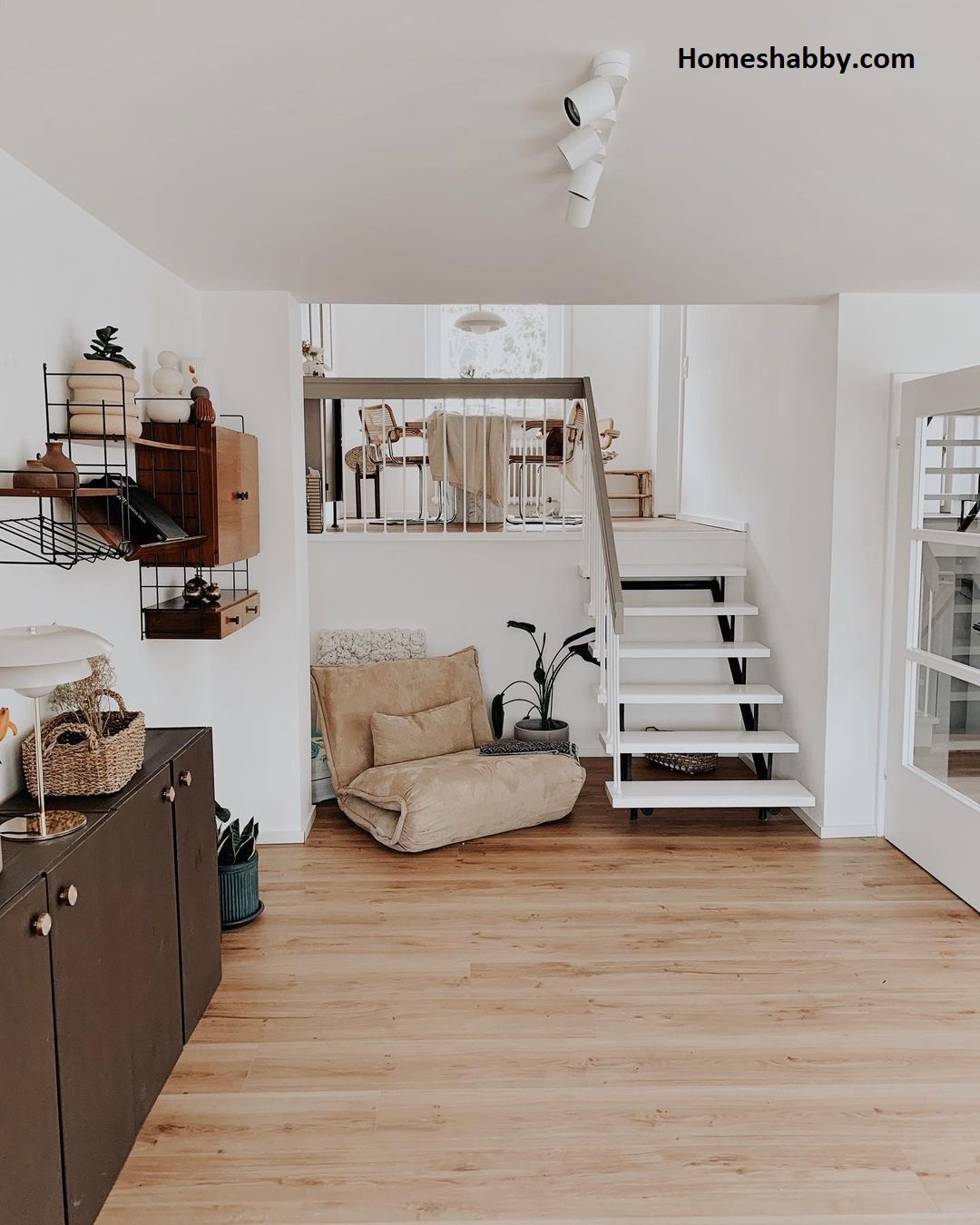 Inspirasi Rumah Split Level Terkesan Lebih Ramah Lingkungan dan Nyaman ...