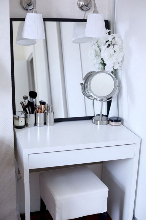 23 Perfect Makeup Table Inspiration Design | ARA HOME