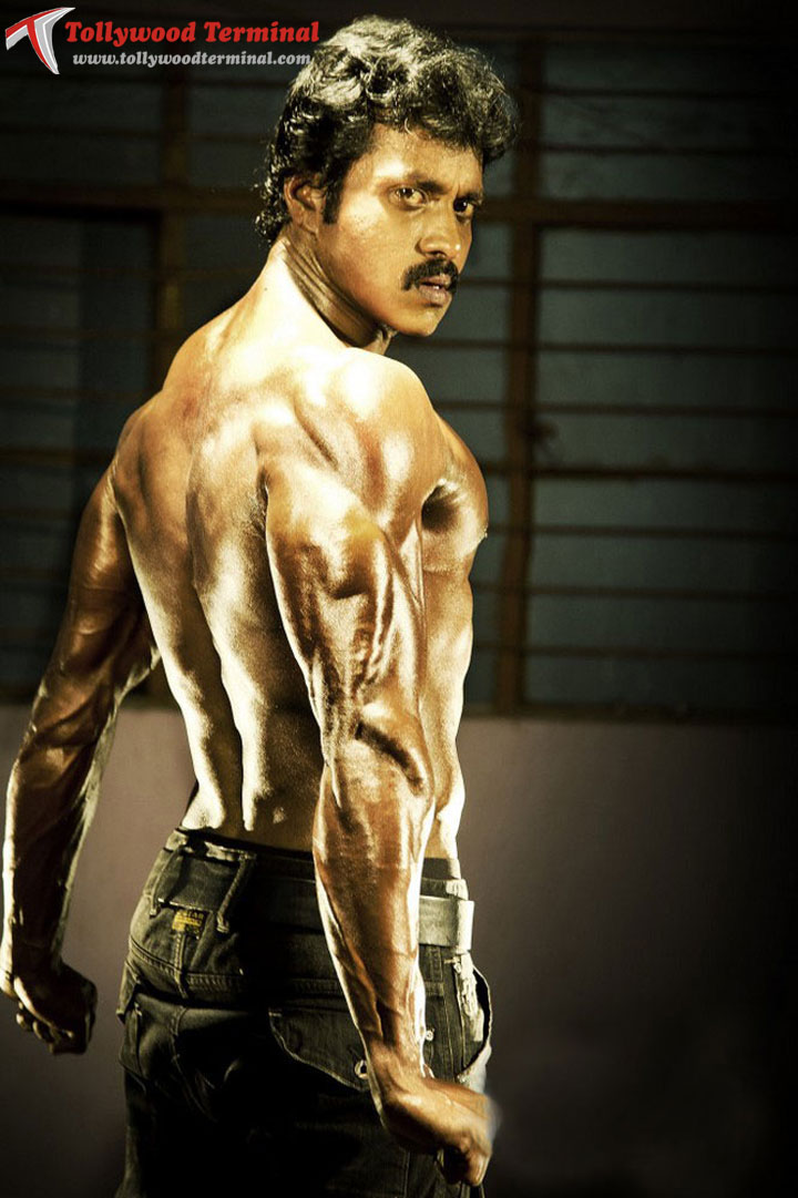 Sunil Six Pack Photo Shoot Photos Stills Gallery