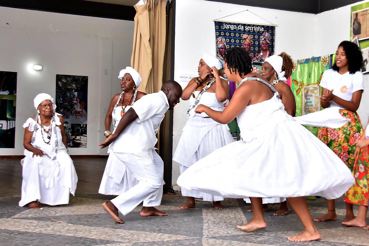 Jongo da Serrinha participa do Ciclo Percursos da Tradição, em diversas ...