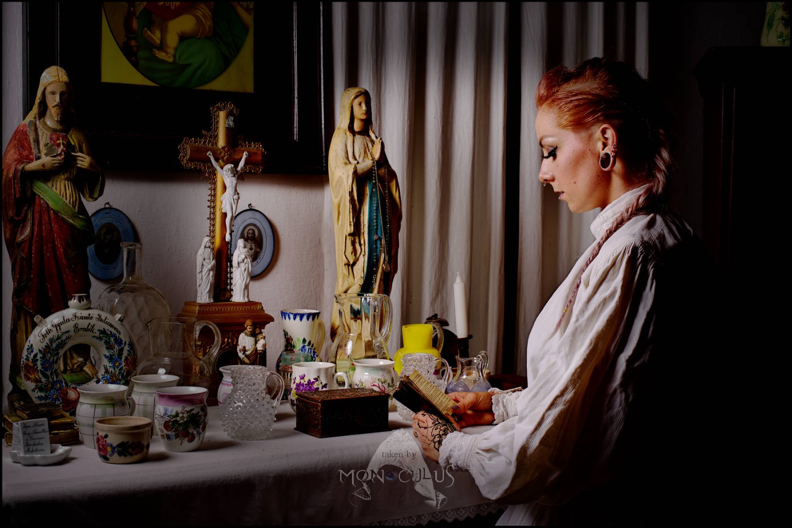 Heremita Monoculus: Inked Angel in Rural House