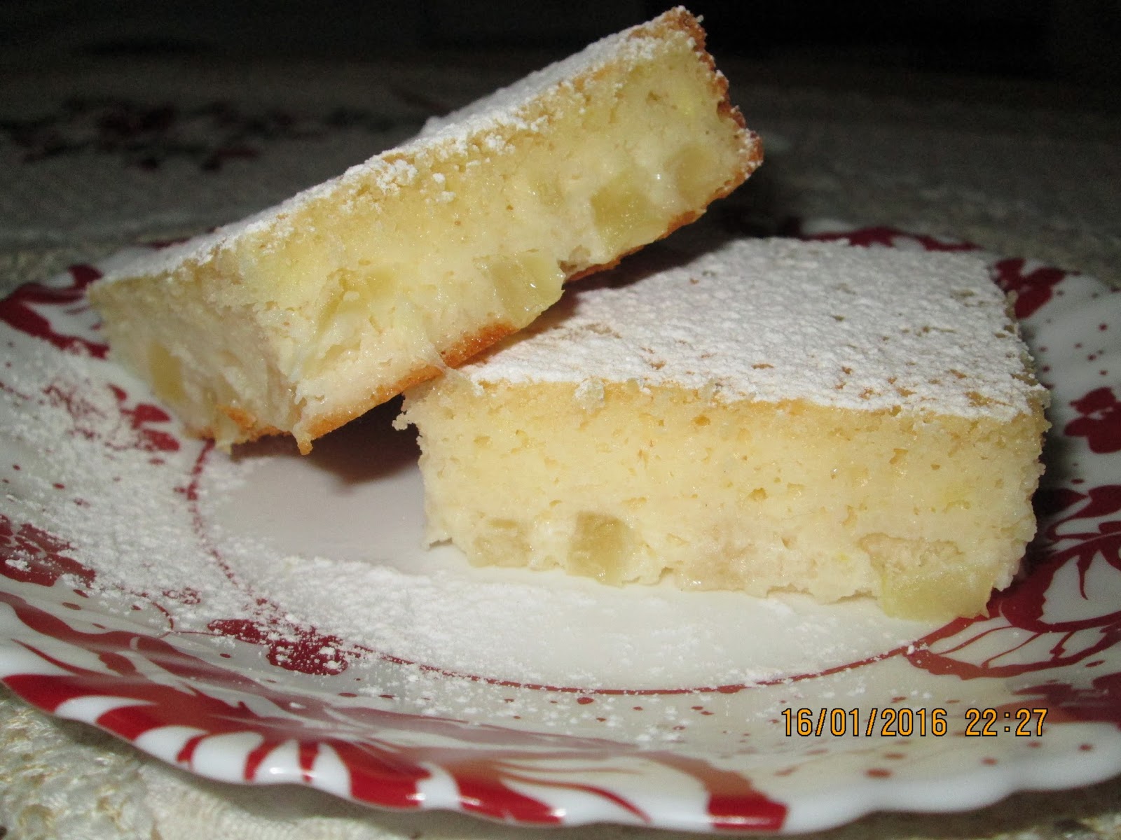 Prajituri de casa: Chec cu ananas şi chefir