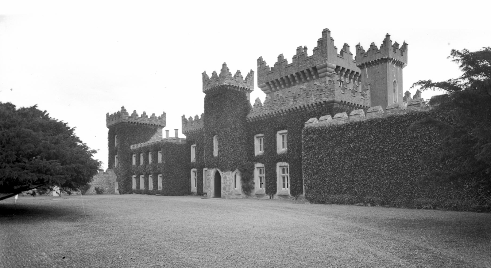 Lord Belmont in Northern Ireland: Quintin Castle