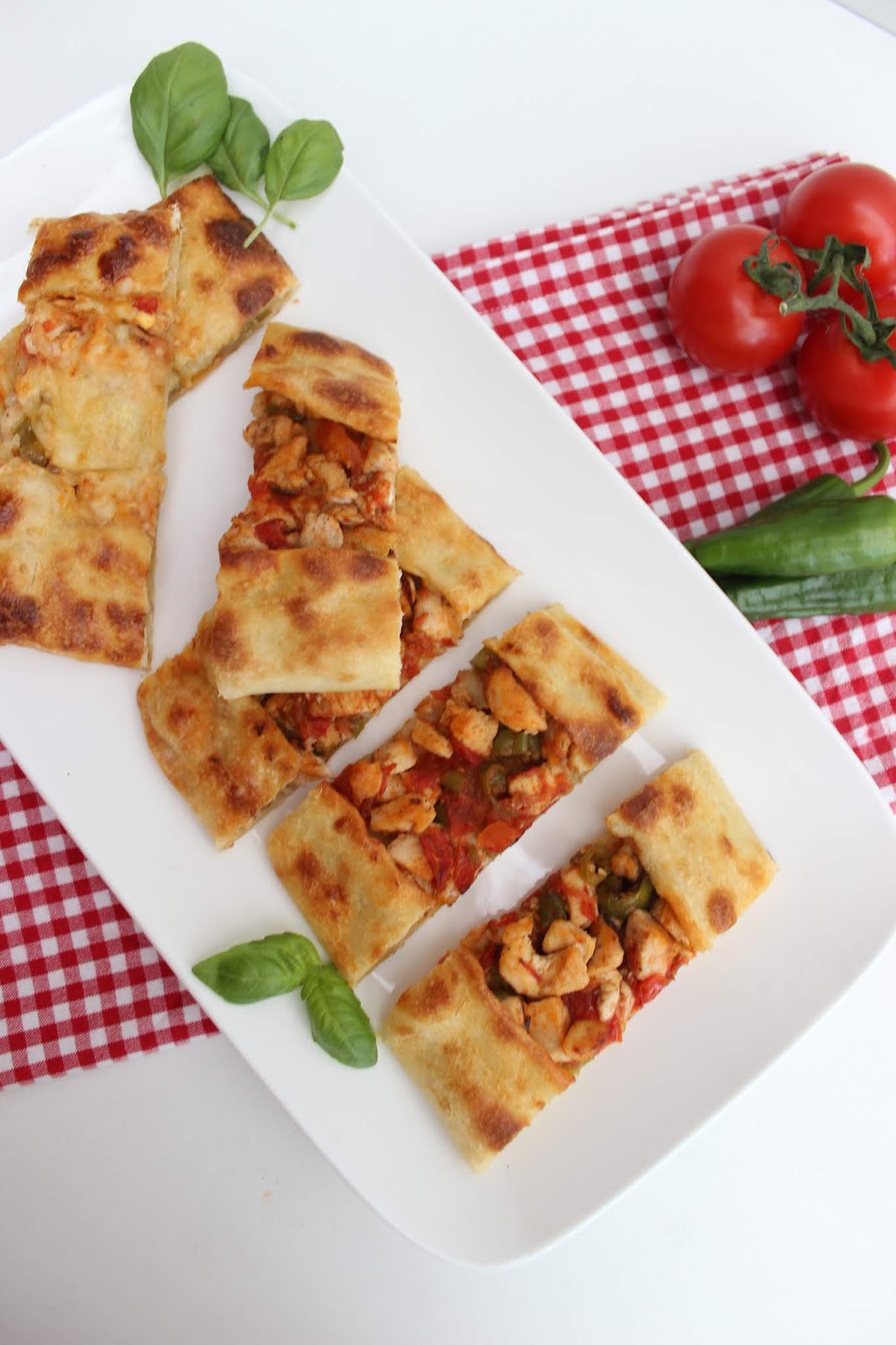 Kusbasili Pide - Pide mit Fleisch