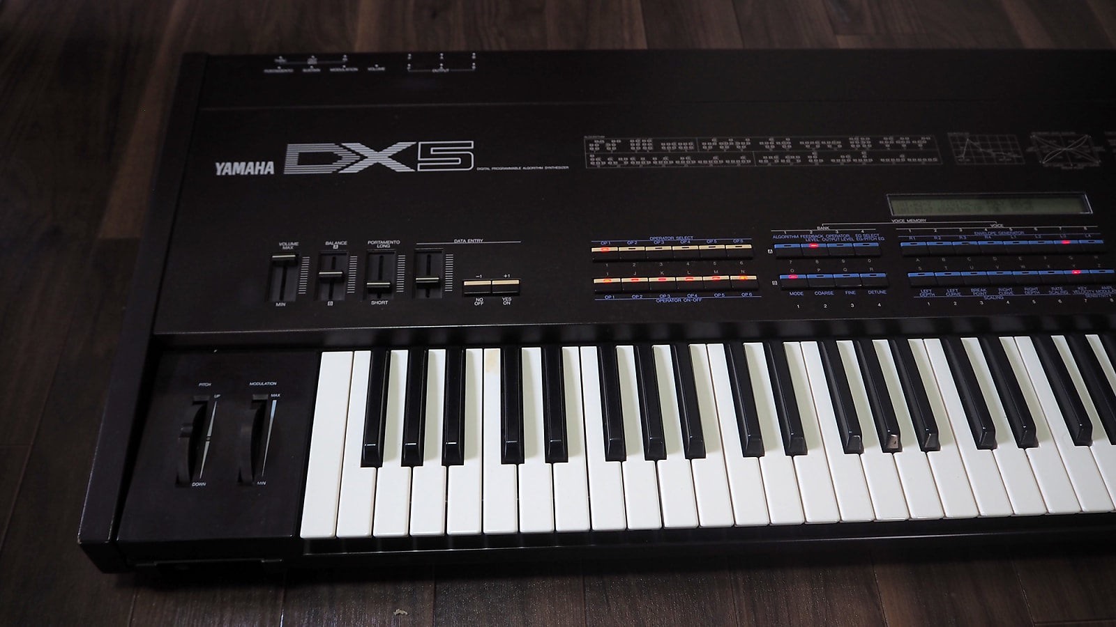 MATRIXSYNTH: Rare Yamaha DX-5 in Perfect Condition w/ 2 Original ROMs