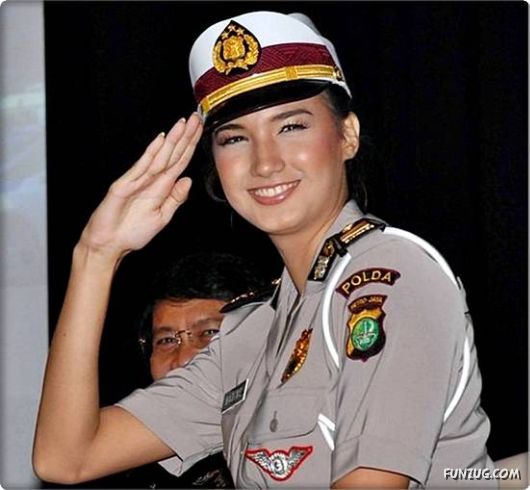 Beautiful Military Women Around the World | Women Army