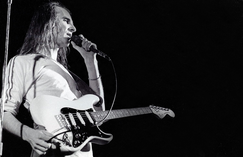 johnkatsmc5: Max Webster ‎"High Class In Borrowed Shoes" 1977 second ...