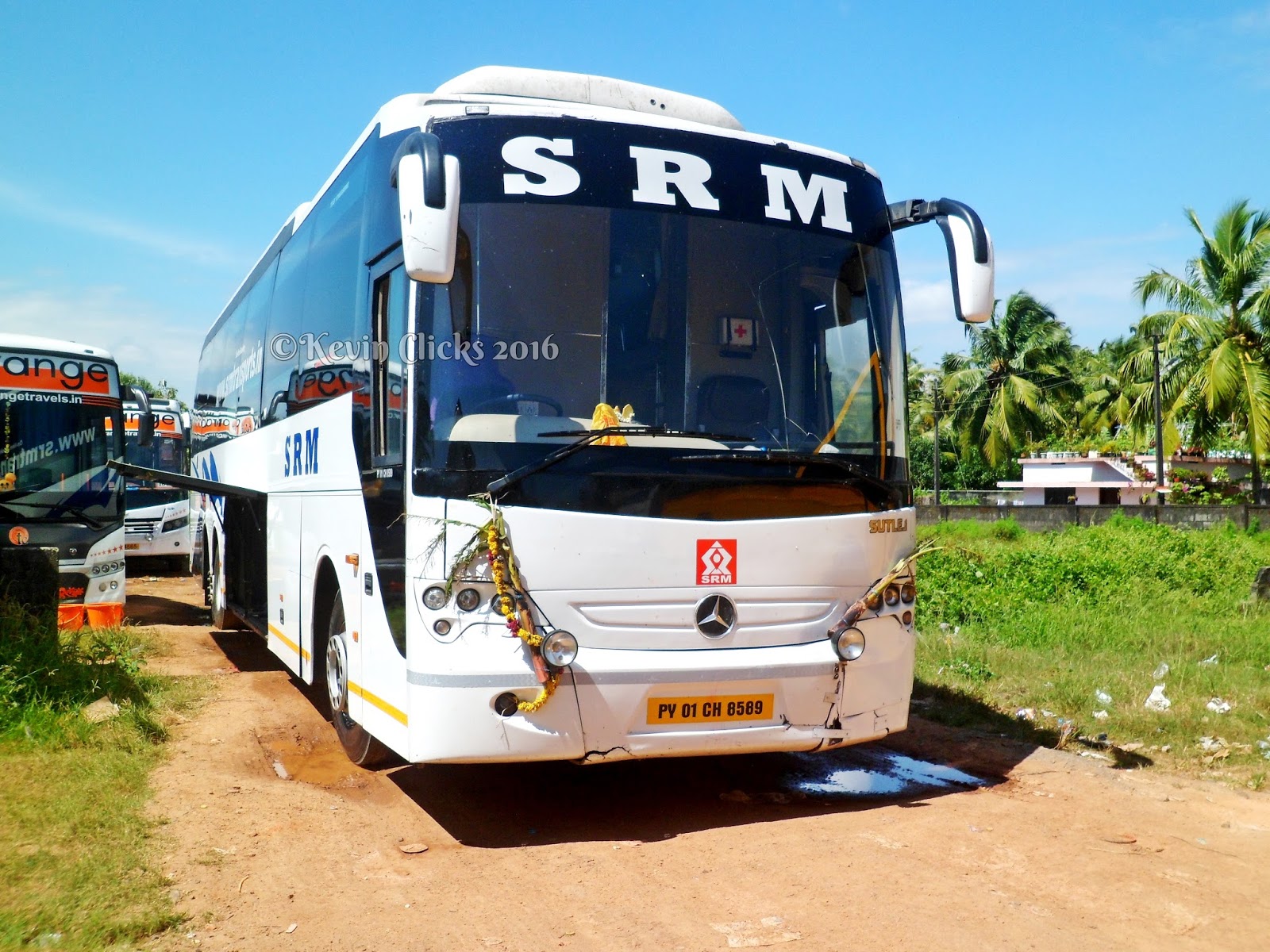 KEVIN CLICKS: SRM Transports Mercedes Benz A/C Sleeper