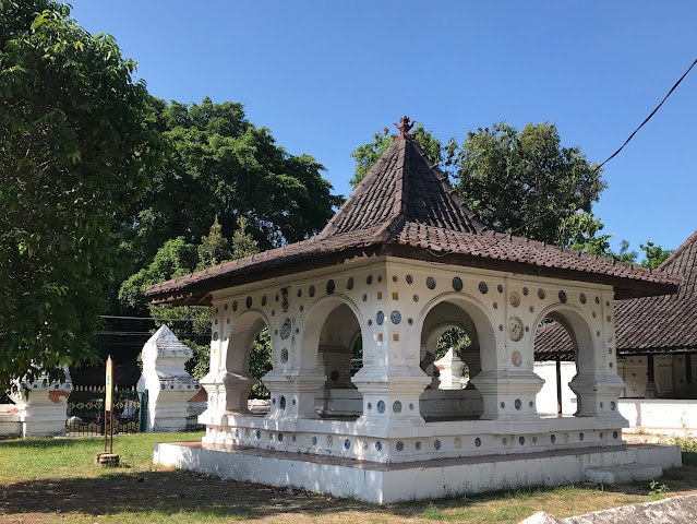 My Purple World : WW: Kanoman Palace, Cirebon, Indonesia