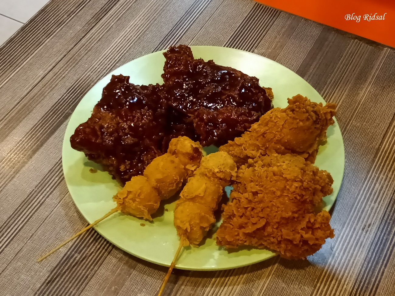 Mencoba Quality Fried Chicken di Deli Tua - Blog Ridsal