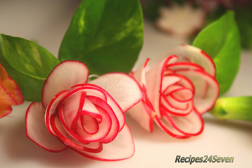 Cute Food For Kids?: Food Art: 30 Edible Flower Ideas