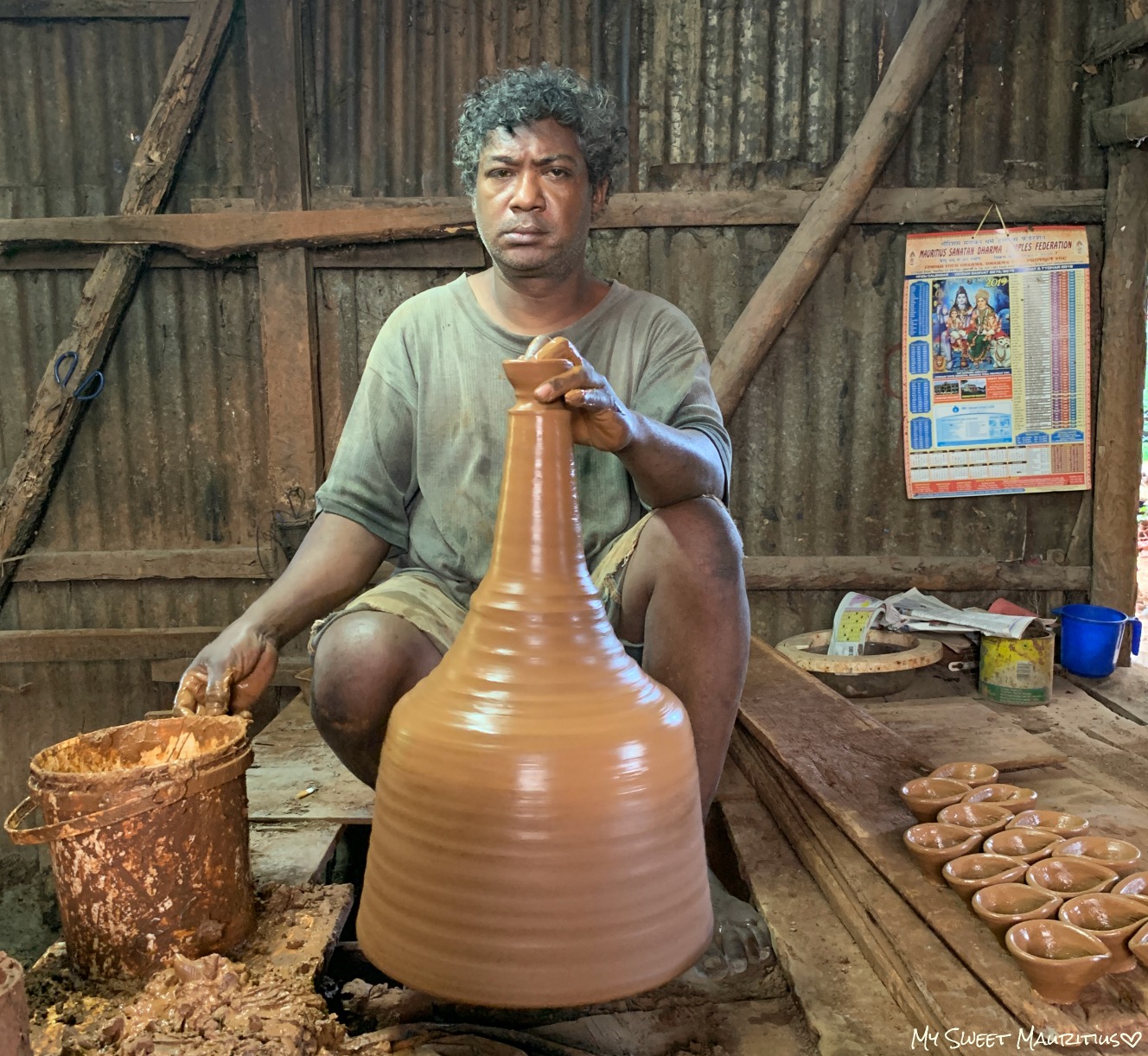 My Sweet Mauritius: NATIONAL POTTERY A ARSENAL