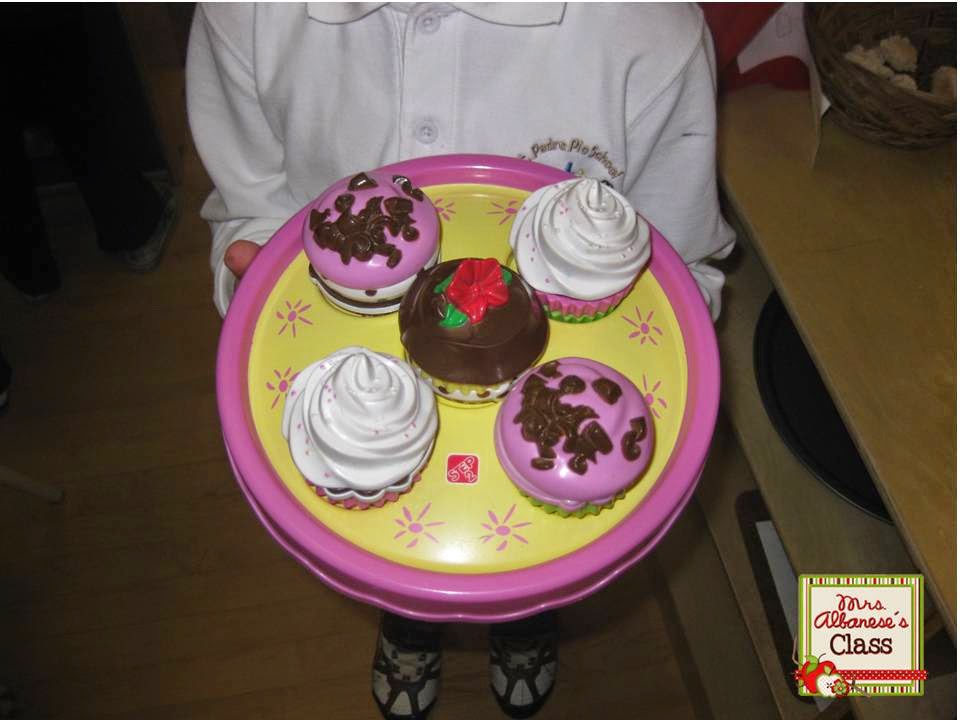 Dramatic Centre Fun and FREEBIE! | Mrs. Albanese's Kindergarten Class