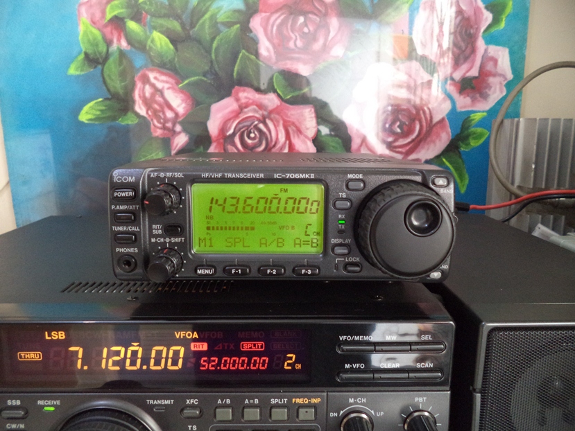 MEDAN RADIO: Icom IC-706MK2 (terjual)