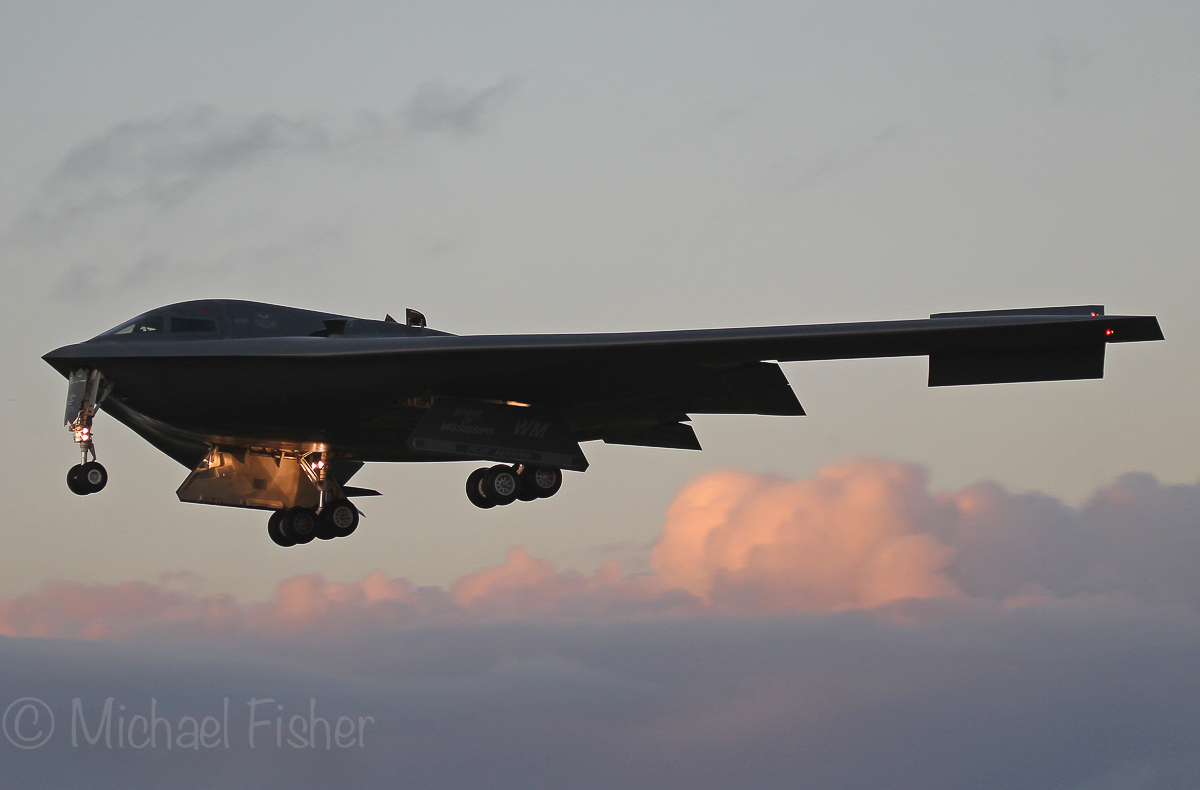 Legendary Moments in Military Aviation: B-2A Stealth bomber operations ...