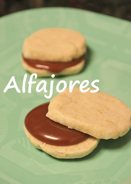 Megsiemay Makes: Alfajores - And a Giveaway
