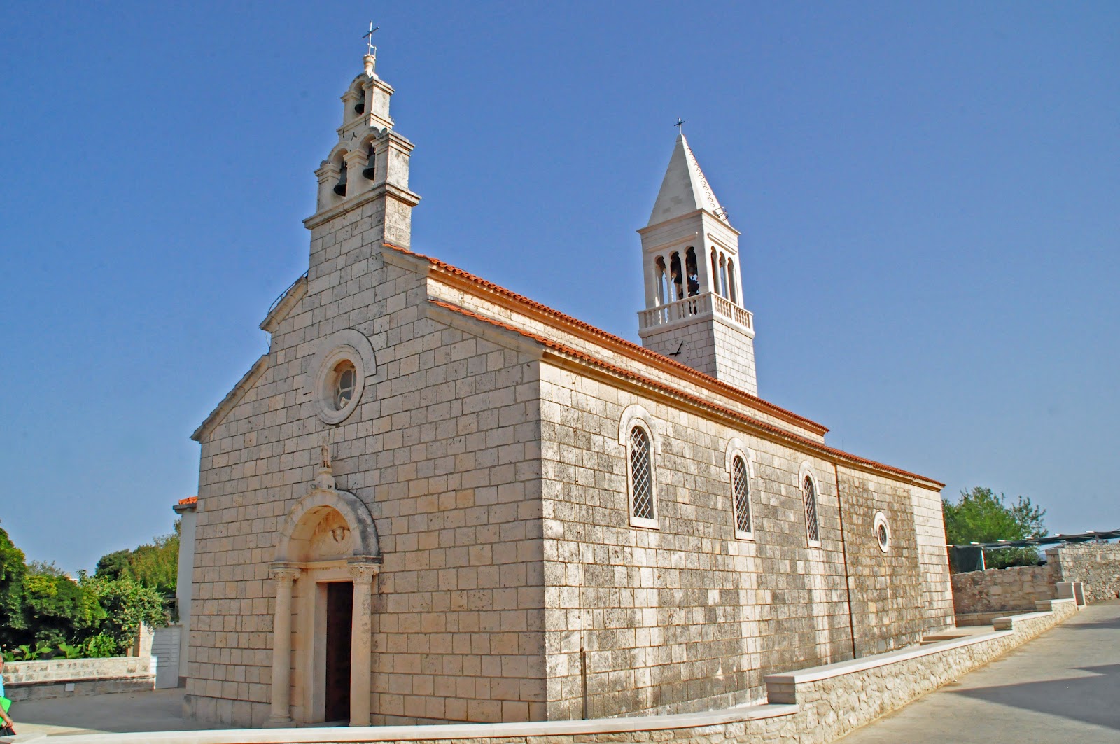 The Wayward Wanderer: Korcula, Kòrkyra Melaèna, Corcyra Nigra