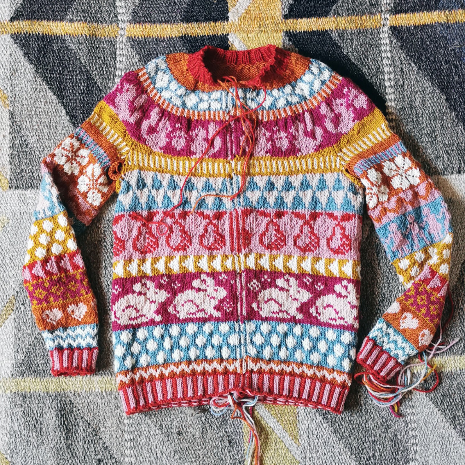 Clara Stickar: Anna och Clara syr och stickar - podden avsnitt 1!