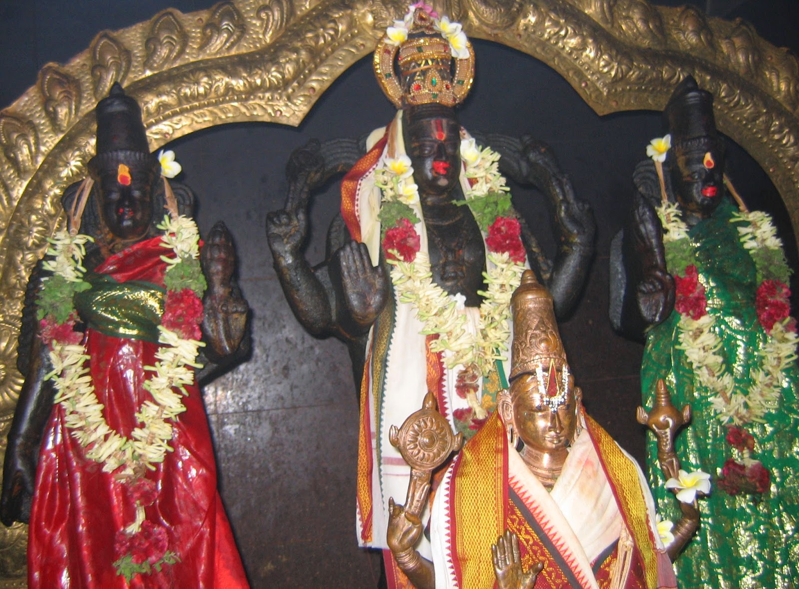Temple, Travel and Sport: Kathir Narasinga Perumal Reddiarchatram