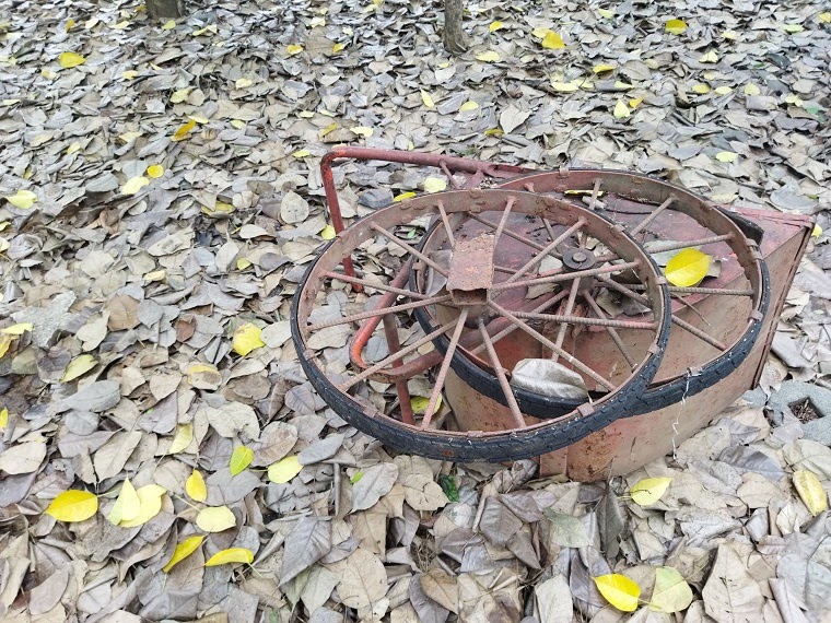 Matang Apoy: Magulong kapaligiran