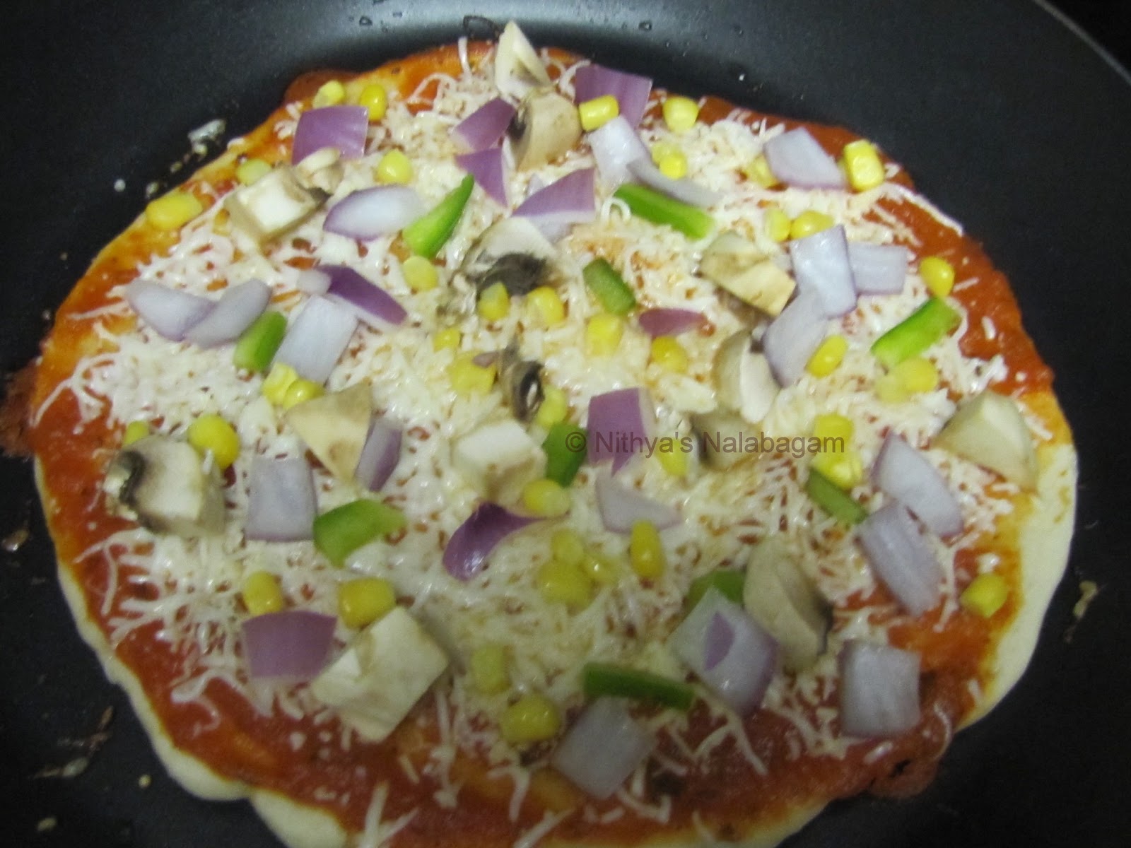 Stove top Pizza - No Oven Pizza |Nithya's Nalabagam