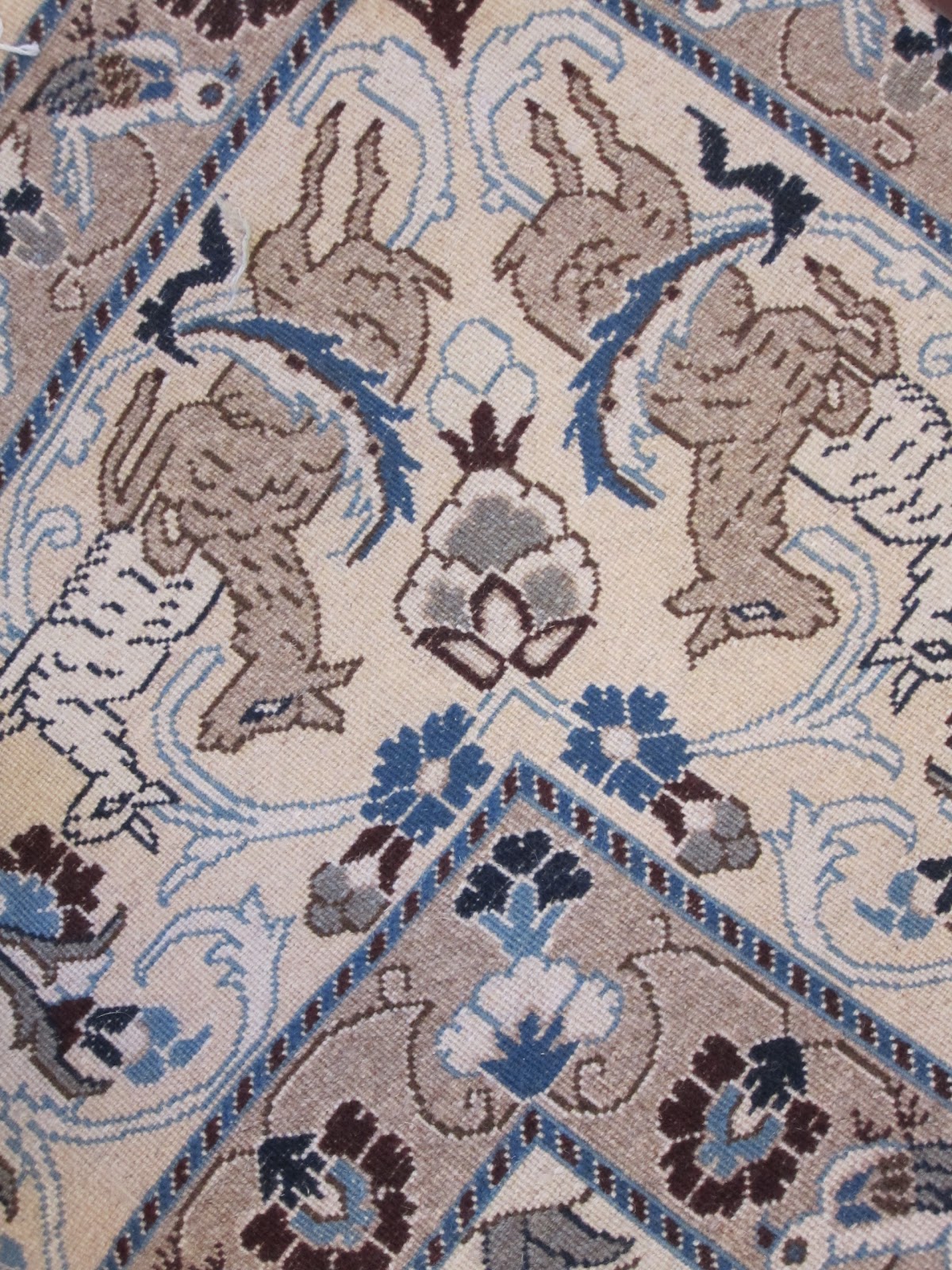 Animal Carpets: Nain Animal Design Carpets and Rugs