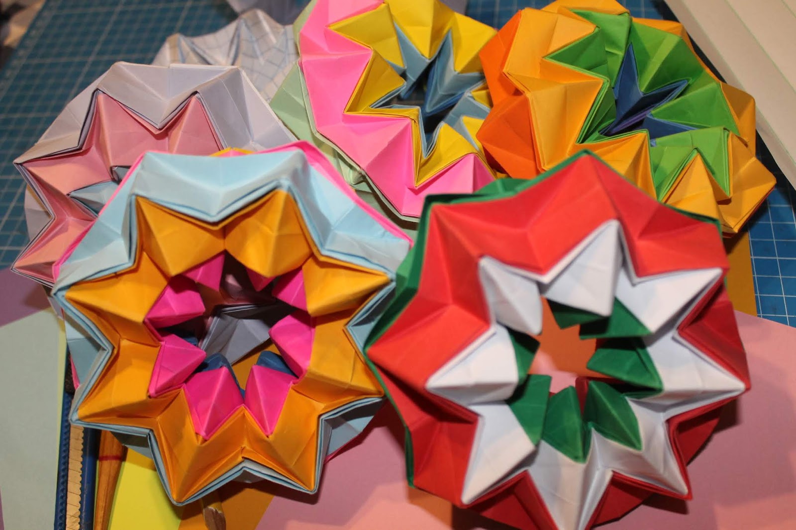 Armida Leticia, : Como hacer la estrella mágica Oriland (tutorial ...