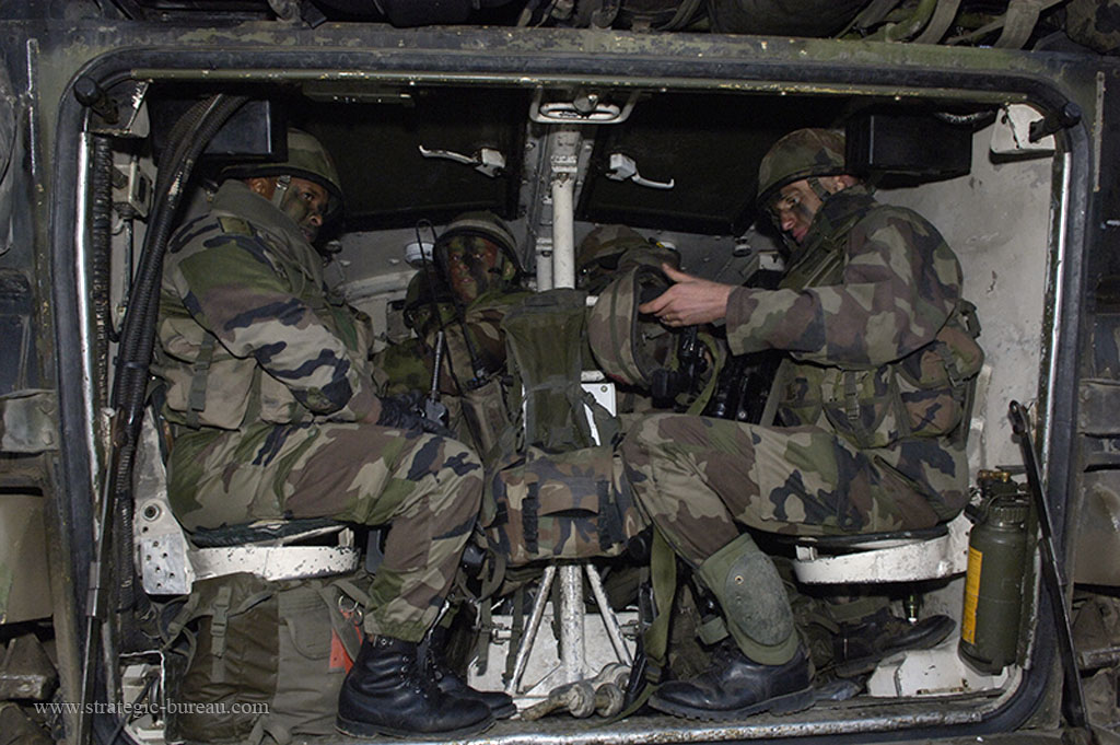 SI VIS PACEM, PARA BELLUM: L'AMX-10 P è un IFV cingolato dell'esercito ...