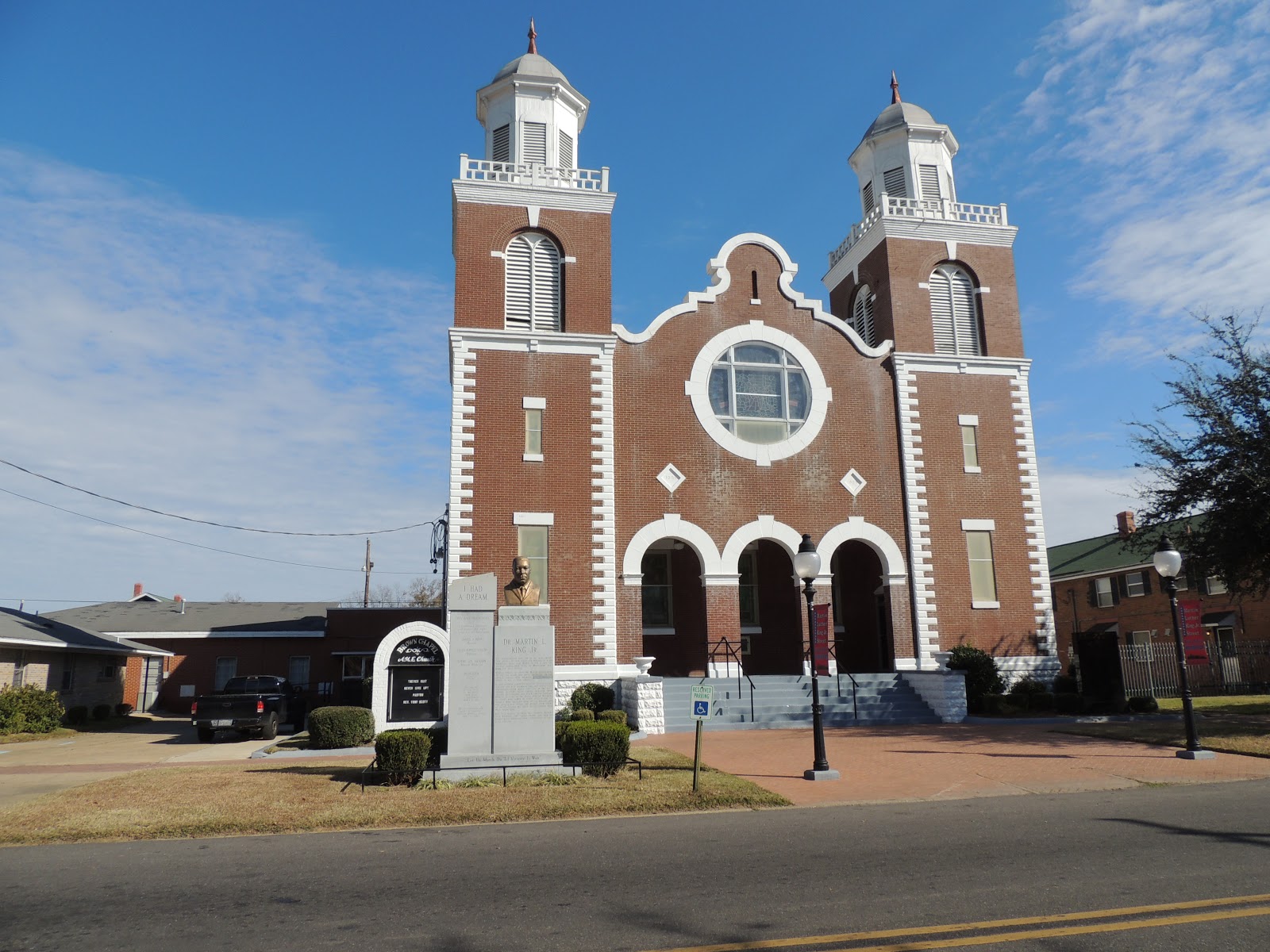 Down The Road A Piece ... in a 5th wheel: Road trip to Selma Alabama