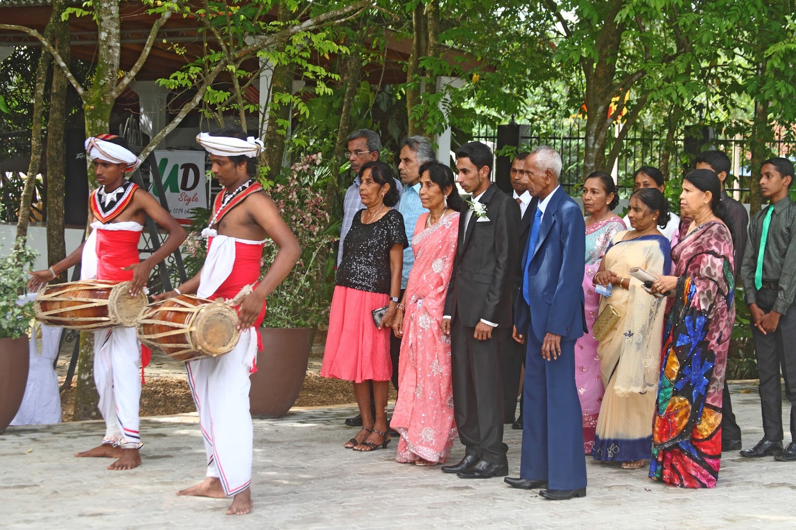 Shiny Wedding Halls: Shiny Wedding Reception Halls Hikkaduwa Sri Lanka
