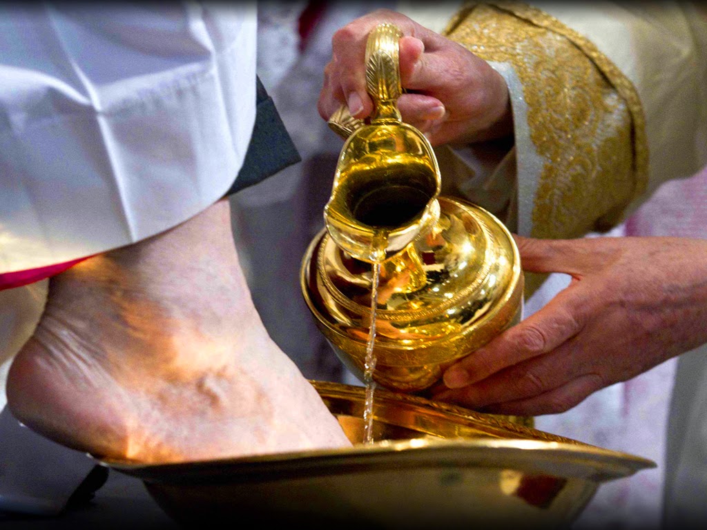 Holy Mass images...: Holy Thursday: Washing of the feet