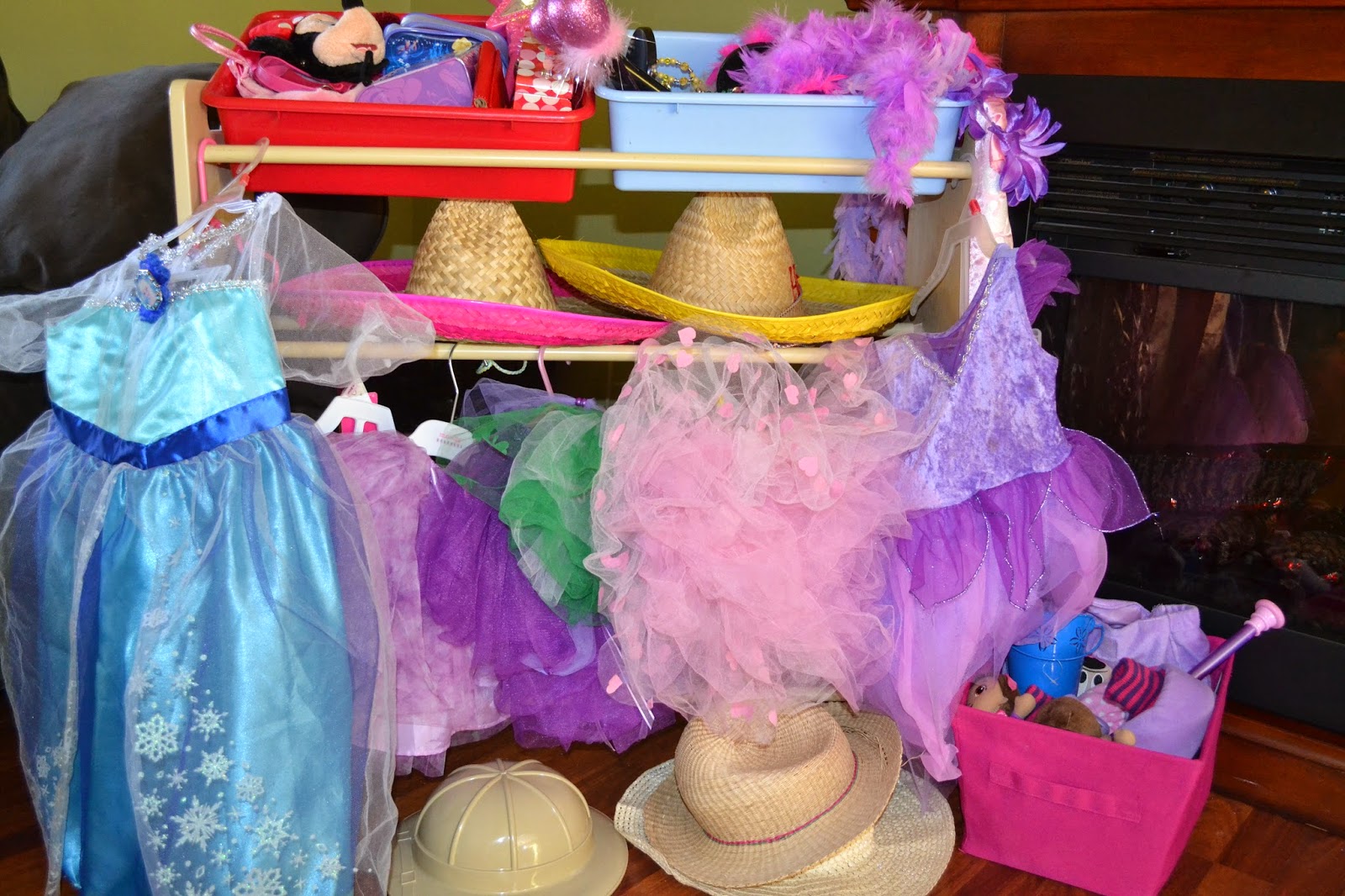 Mom With A Blog: Glam Dress Up Birthday Party