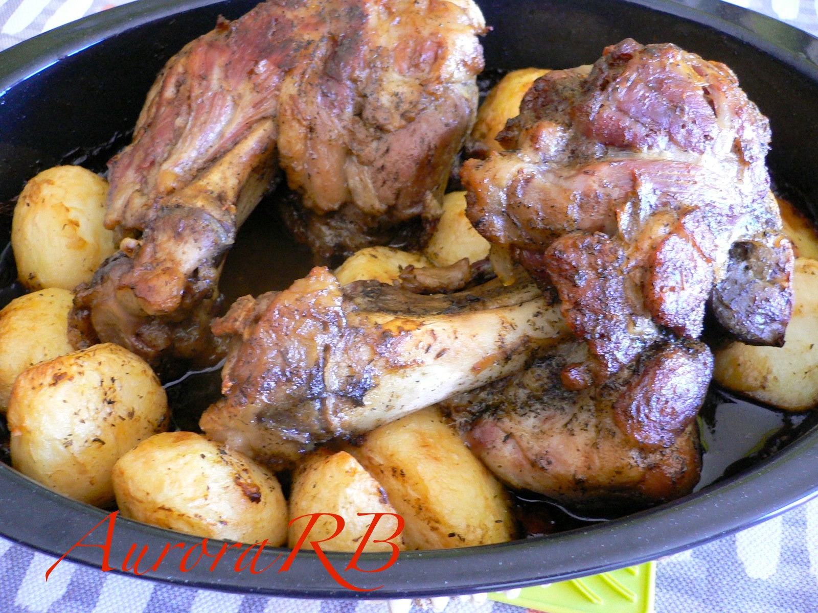 Las recetas de Aurora: Codillo de cerdo asado al horno