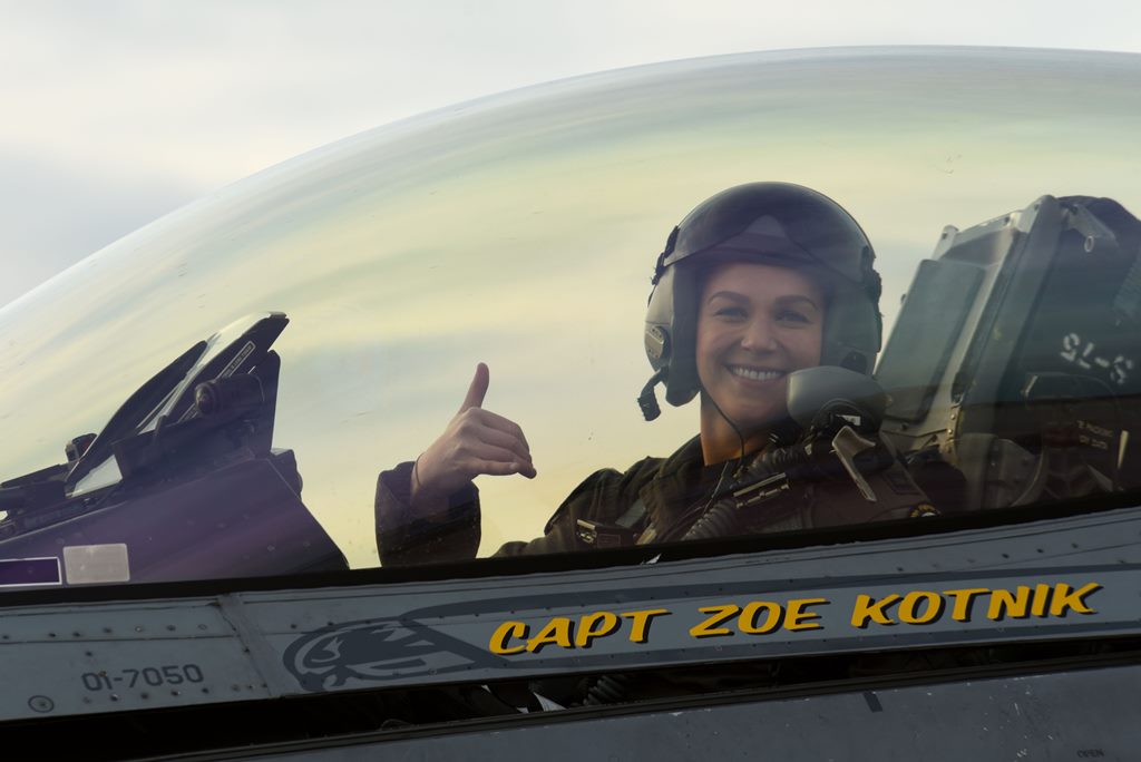 Capt. Zoe Kotnik becames the USAF’s first female single-ship demo pilot - Blog Before Flight ...