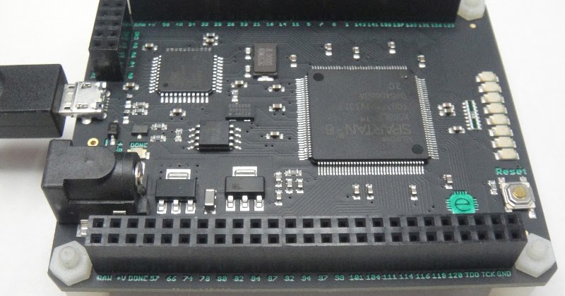 Week05_Mojo V3 - Mojo V3 Start, Verilog and VHDL