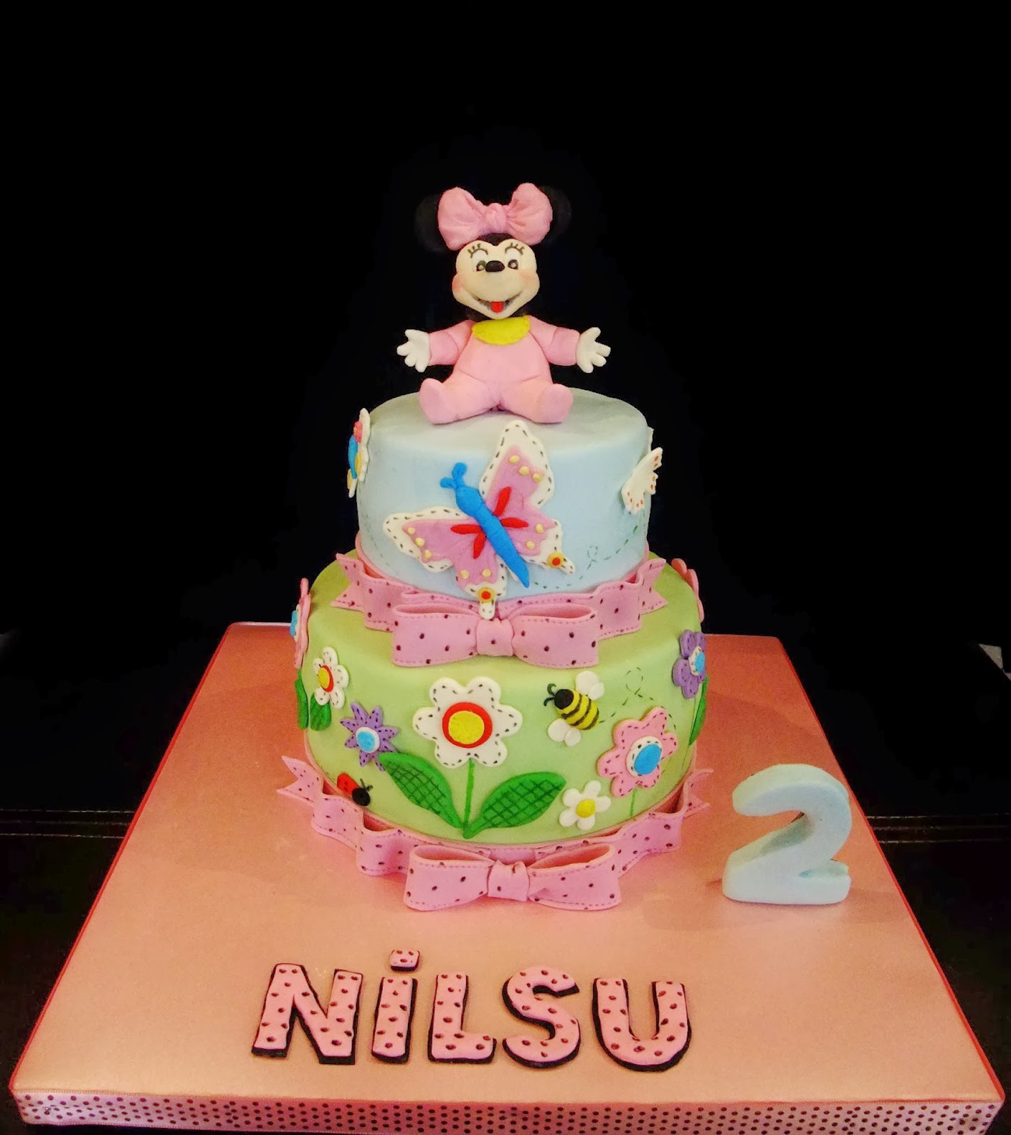 İpek Butik Pasta ,Çikolata ve Kurabiye: Bebek Minnie Mouse pastası