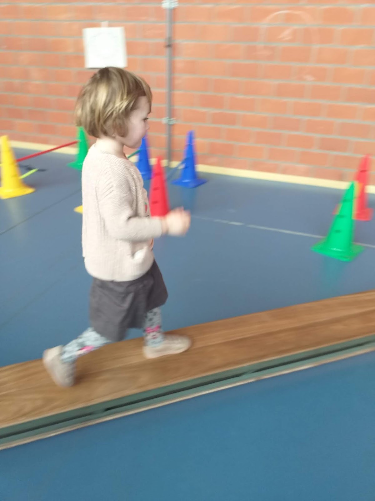 Klasblog K1 GVB Egem: Thema 'vormen' deel 2 + bewegingsomloop in de turnles